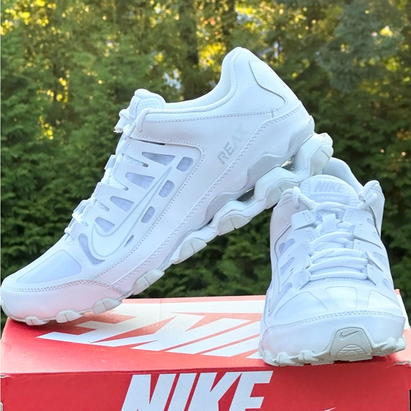 Nike | Shoes | New Nike Triple White Reax 8 Tr Mesh Size Mens 5 Womens ...
